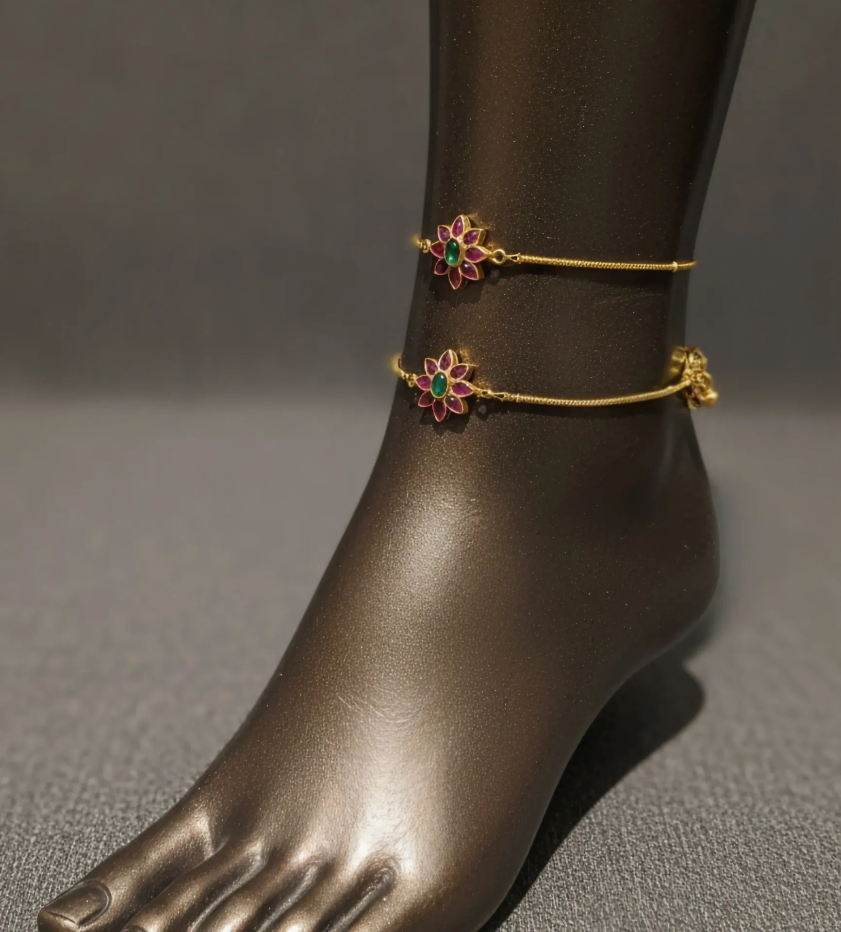 Traditional Gold Anklets | Anira Website